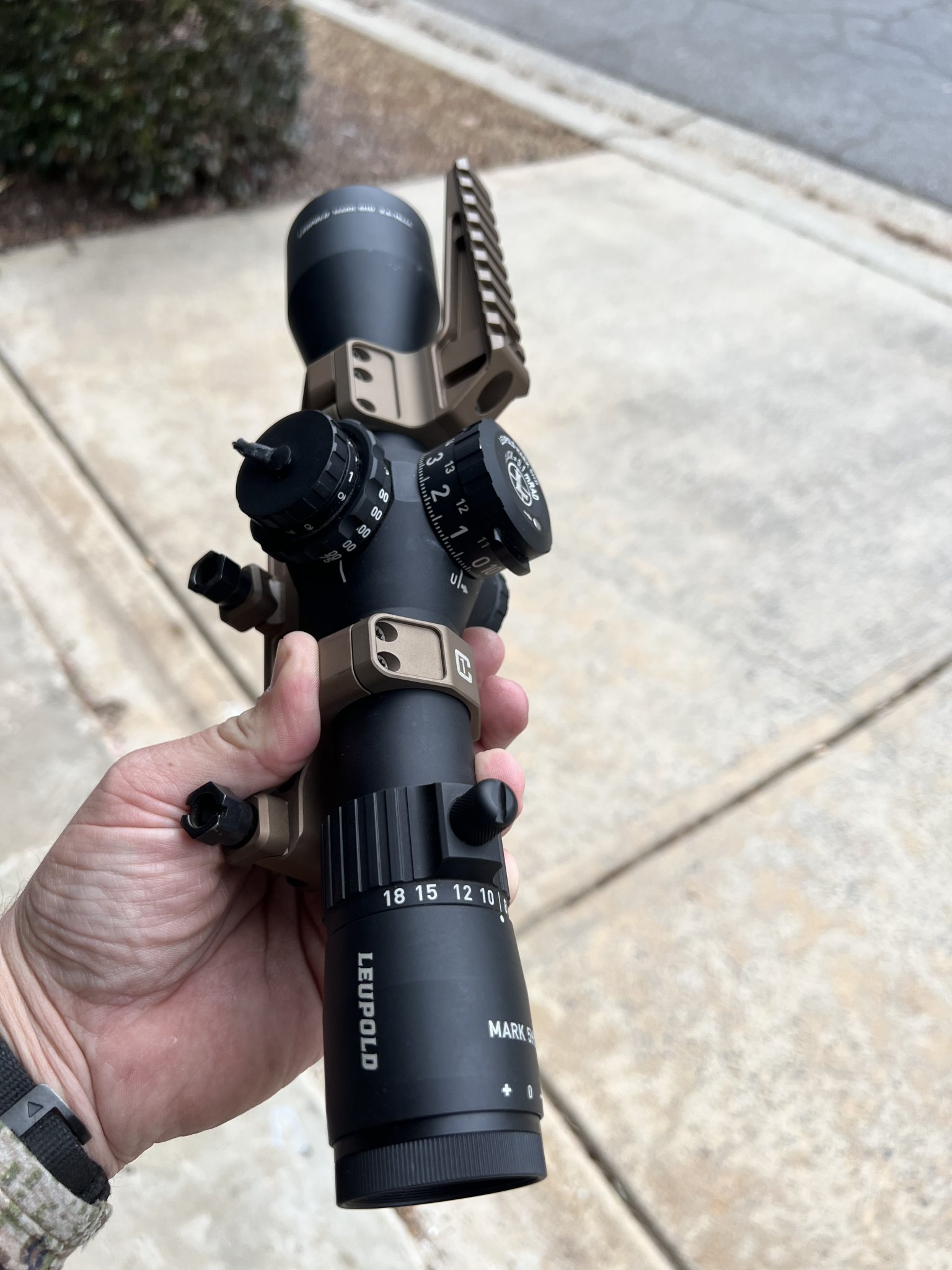 Optics FS Leupold MK5 3 18 T3 Illuminated With C1 Mount And Raptar